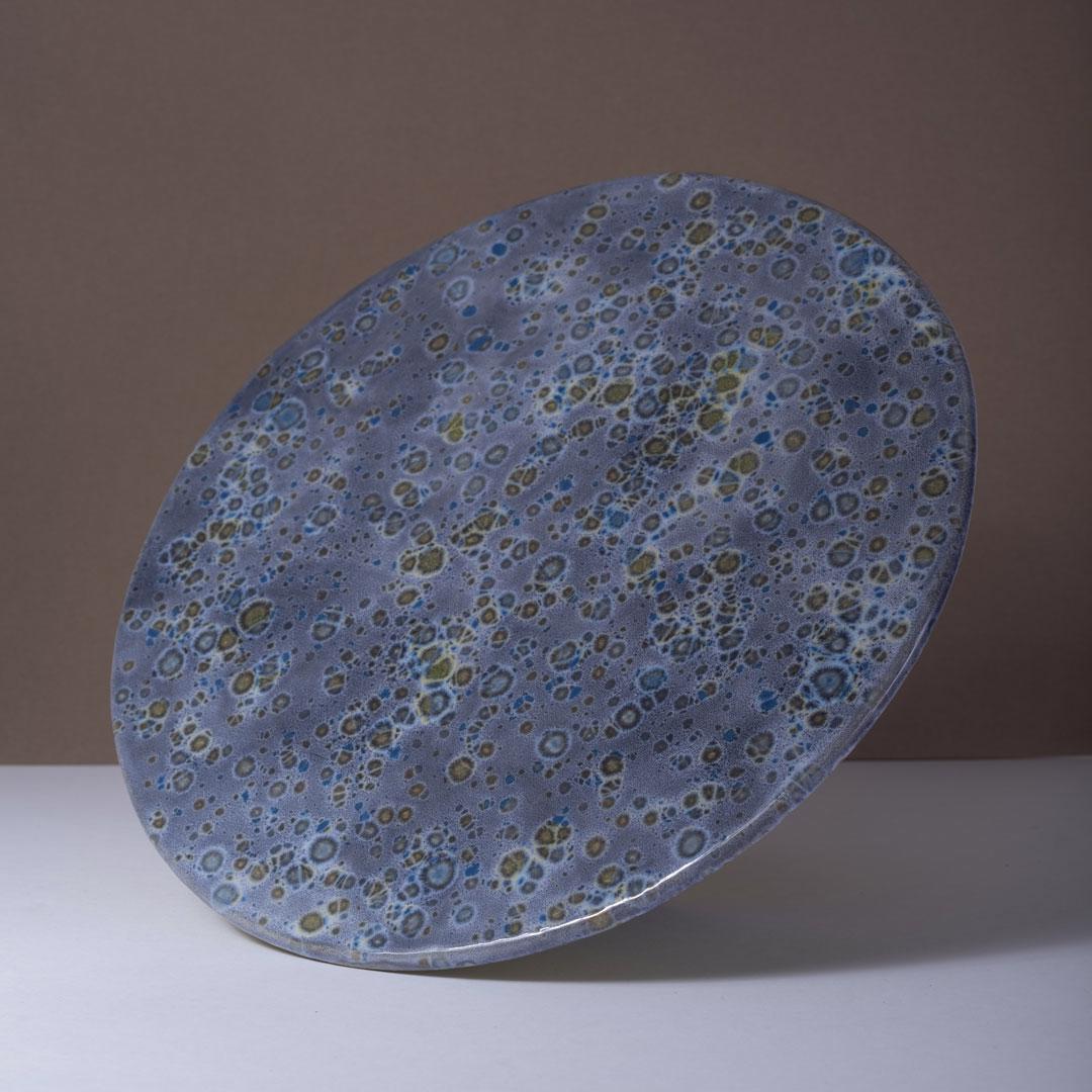 Large Cake plate in earthenware, violet blue